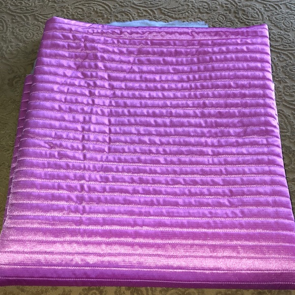 Other | Vintage Quilted Satin Fabric Perfect For A Dressing Gown Jacket ...